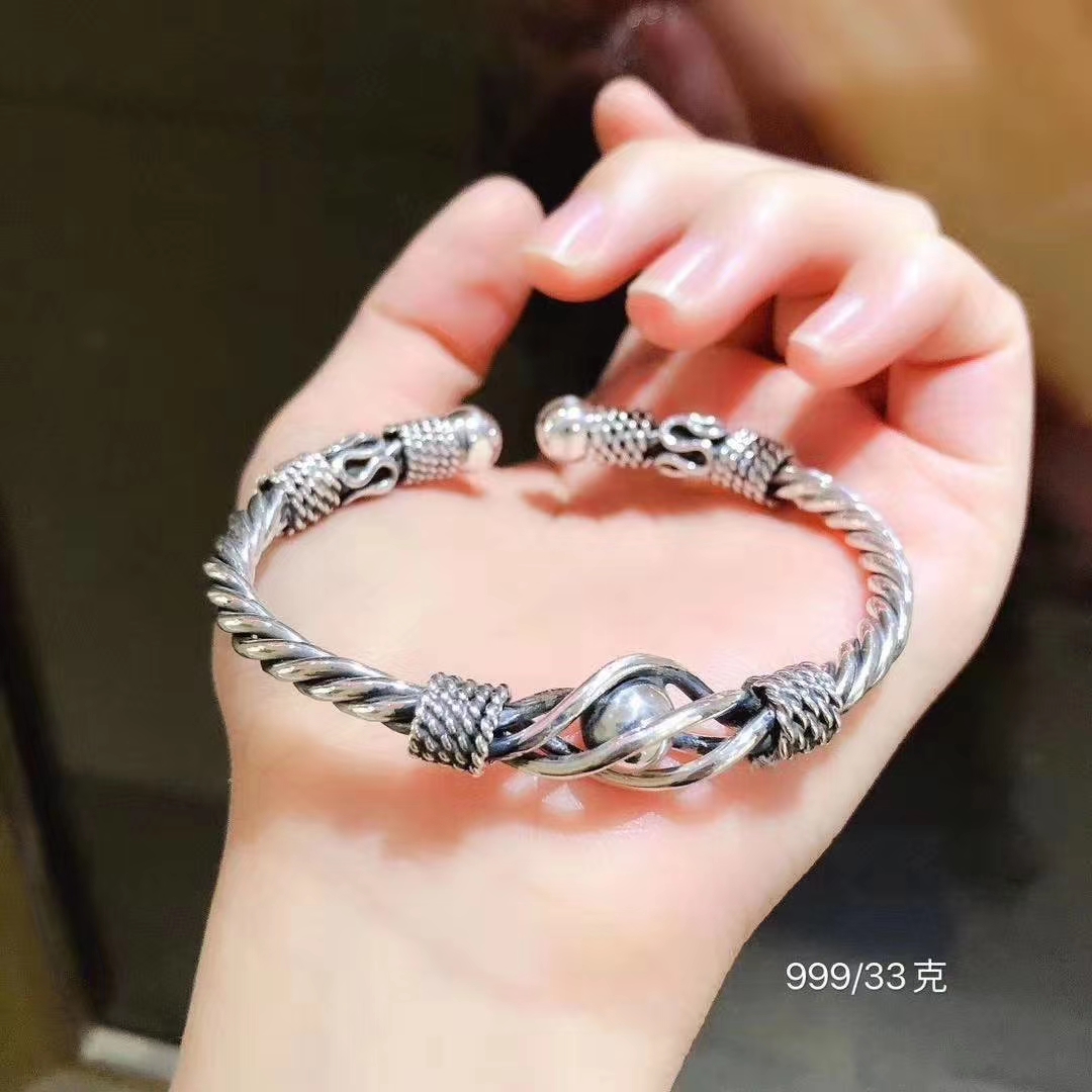 2020 Retro Bracelet Series on Luulla